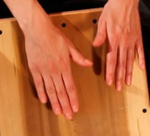 Peruvian Cajón: Guide to This Iconic Percussion Instrument 🎵